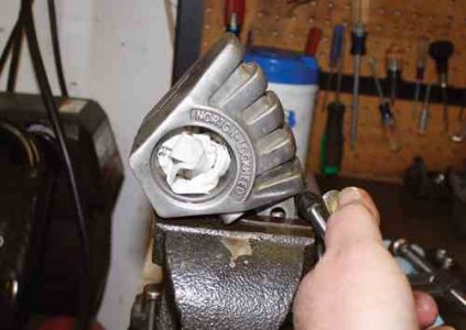 Rebuild a Norton Commando Disc Brake Caliper - Motorcycle Classics